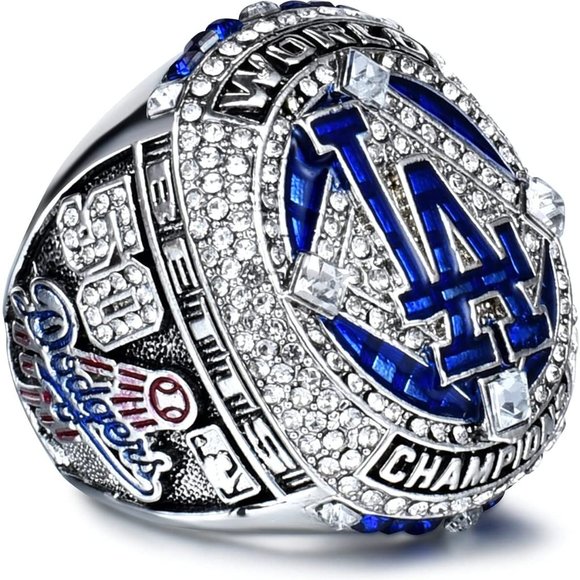 MLB | Accessories | Los Angeles Dodgers Championship Ring Fast Shipped ...